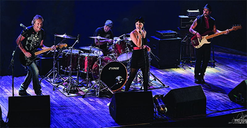 Pat Benatar - Continental Entertainment